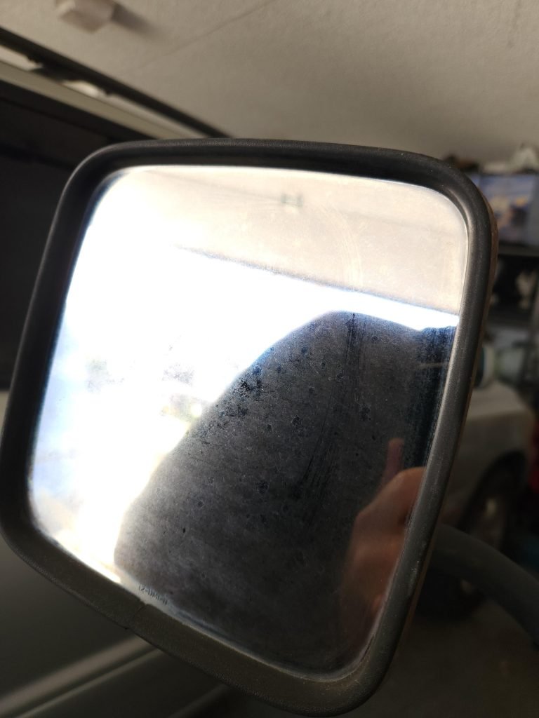 How to Fix Foggy Side Mirrors: Quick and Easy Solutions - MirrorTopics