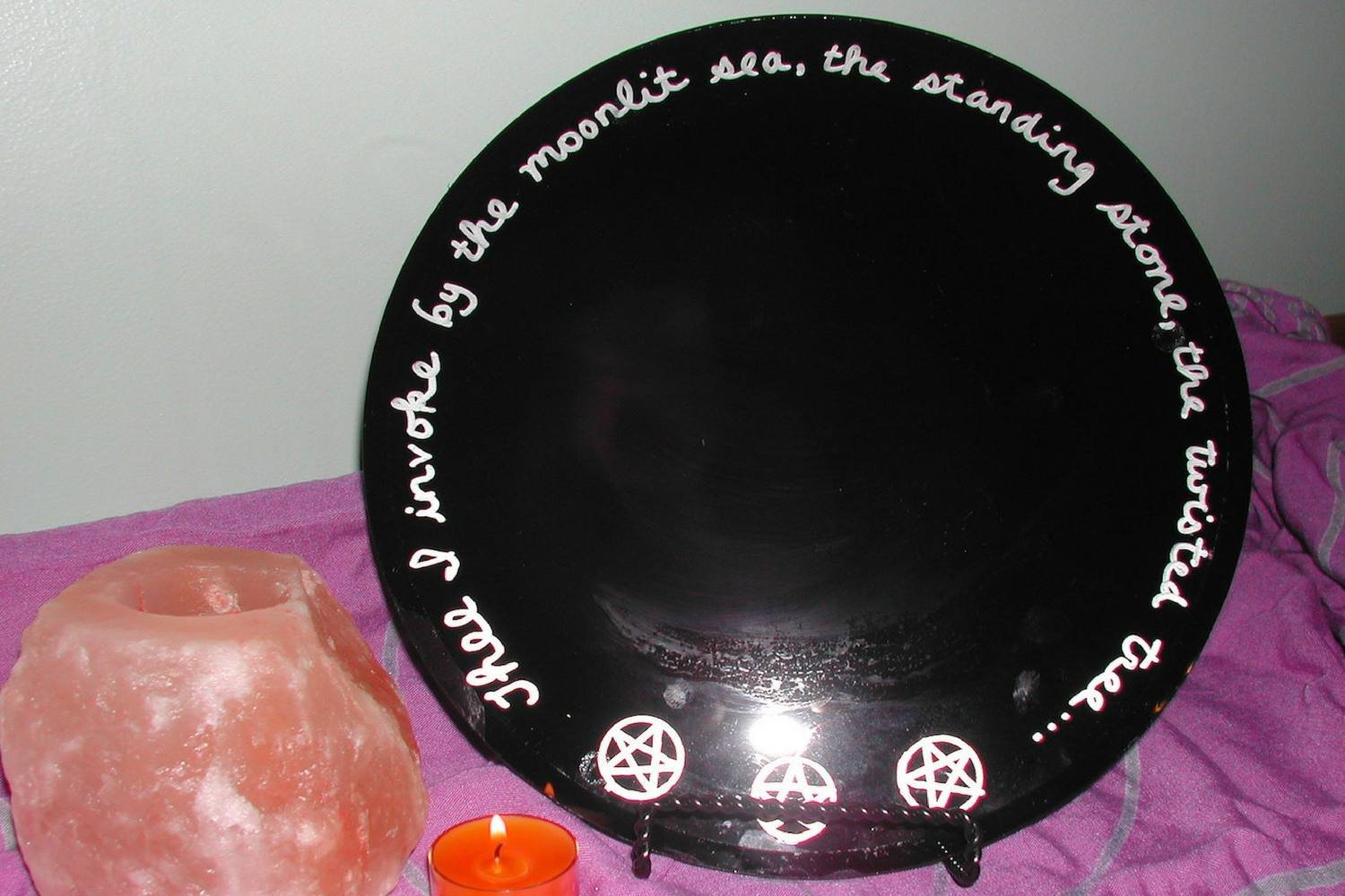 How to Make a Scrying Mirror: Step-by-Step Guide for Beginners ...